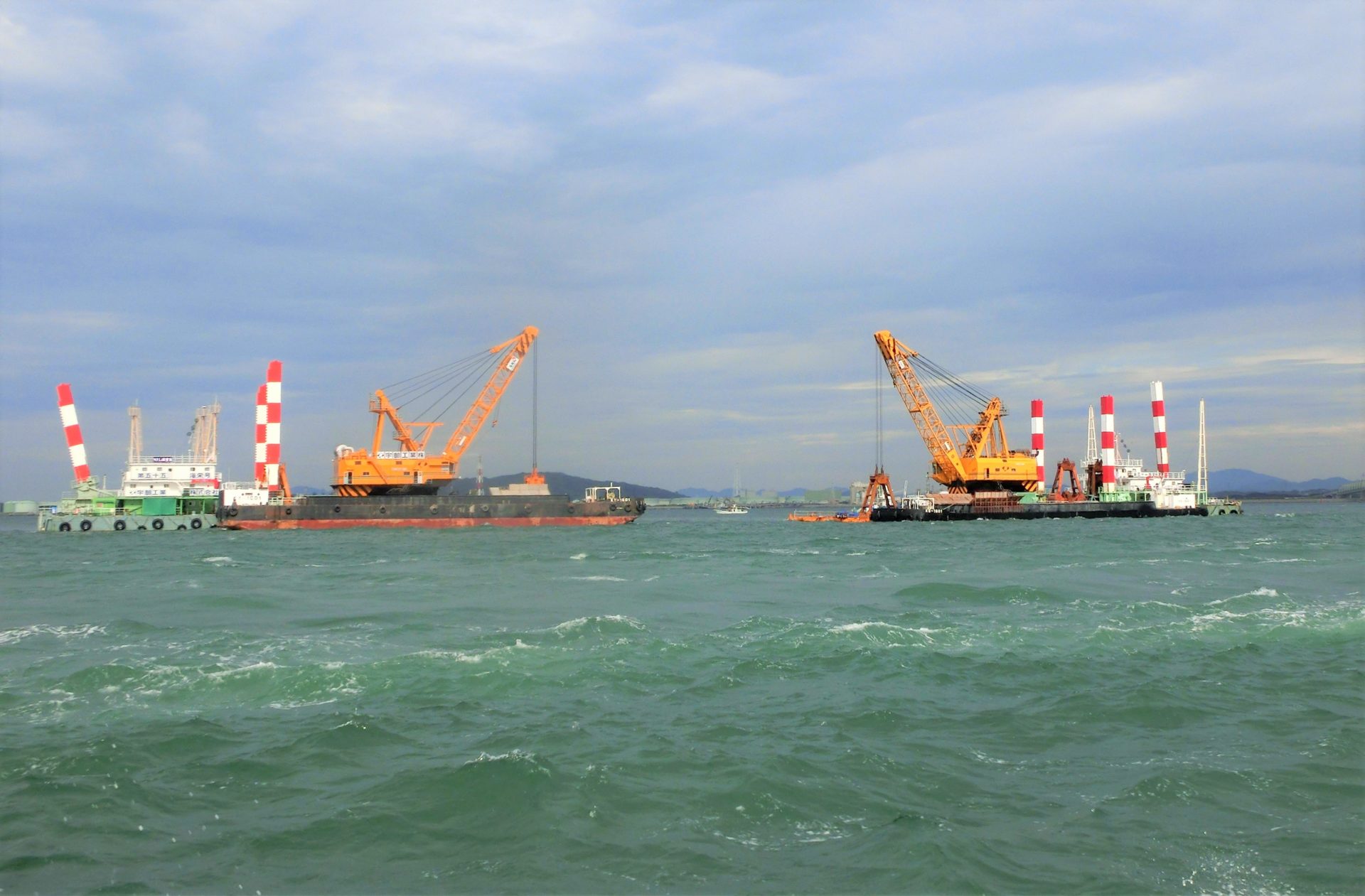 GDT-K Series / Grab Dredging Crane | Product | SKK Corporation